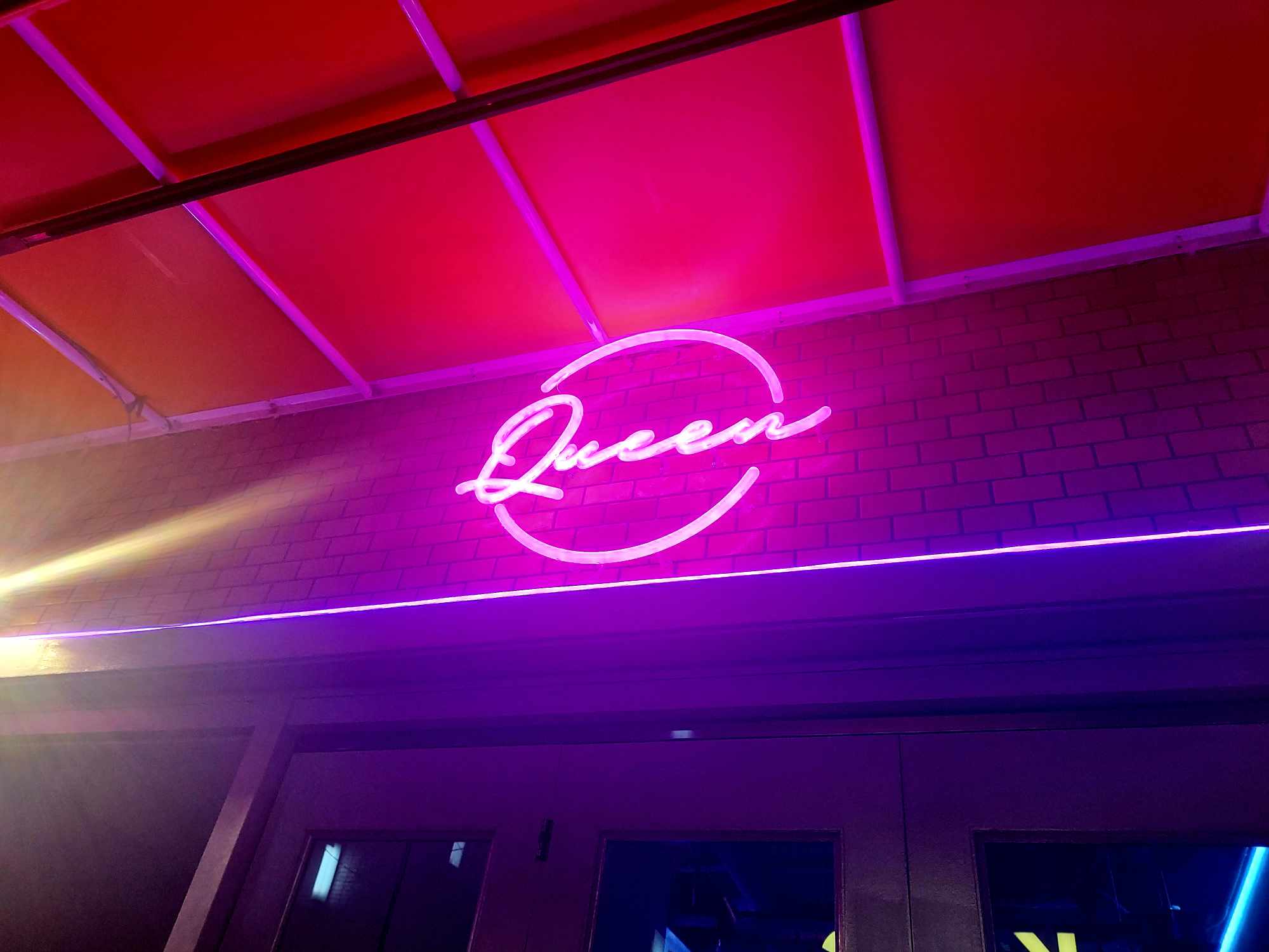 Queen Tokyo: Newest Lesbian Bar in Shinjuku Nichome | Japan Gay Guide
